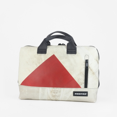 FREITAG :: MOSS F301 :: The padded laptop bag for every occasion. Your ...