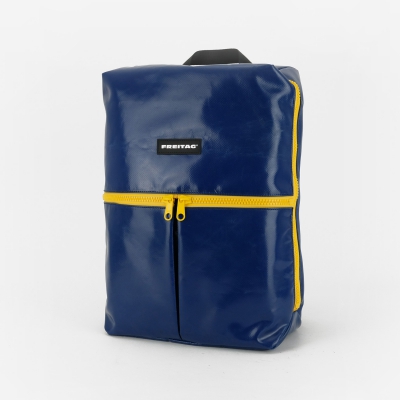 FREITAG :: FRINGE F49 :: Two zippers and butterfly outer pockets, it ...