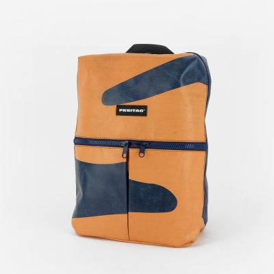 FREITAG :: FRINGE F49 :: Two zippers and butterfly outer pockets, it ...