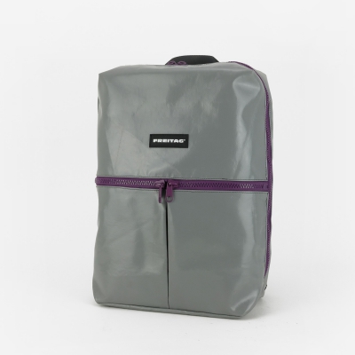 FREITAG :: FRINGE F49 :: Two zippers and butterfly outer pockets, it ...