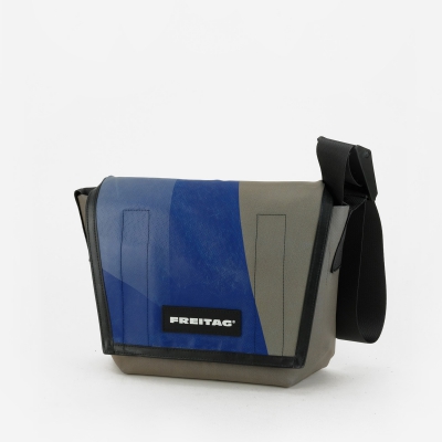 FREITAG :: LASSIE F11 :: Messenger classic, size Small.
