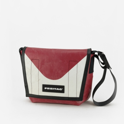 FREITAG :: LASSIE F11 :: Messenger classic, size Small.